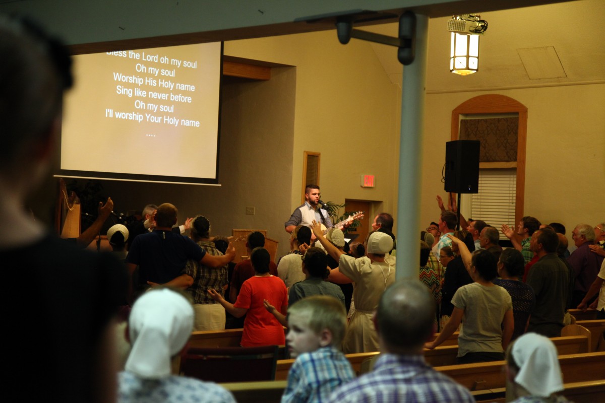 Altar Worship | Gospel Express Ministries